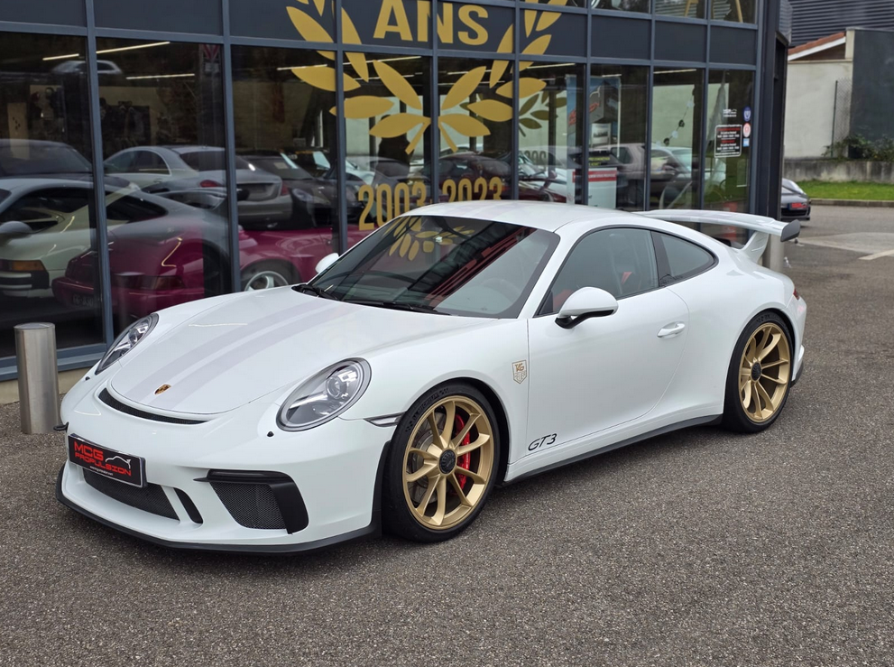Porsche 911 GT3 CS